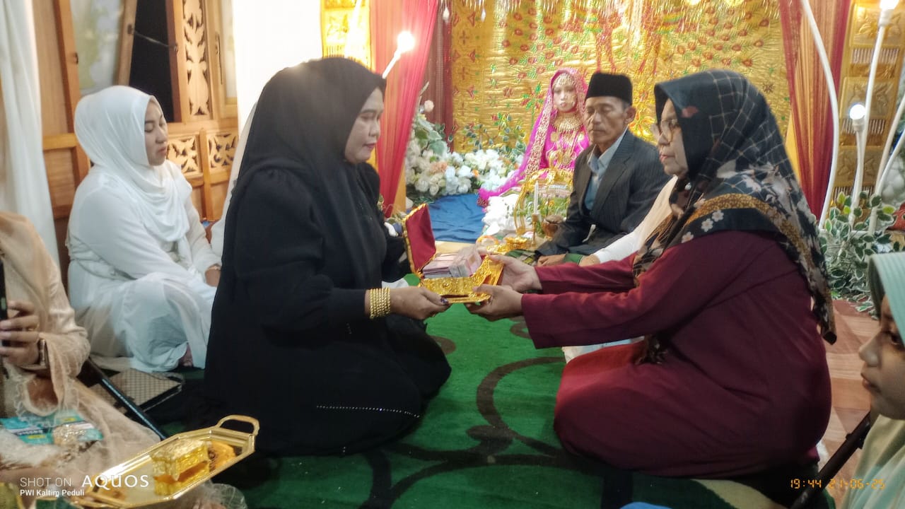 Adat Mappenre Dui dan Mappacci, Tradisi Suku Bugis Menjelang Pernikahan ...